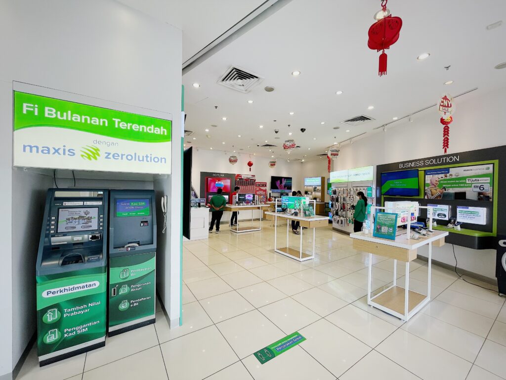 Maxis | Aman Central